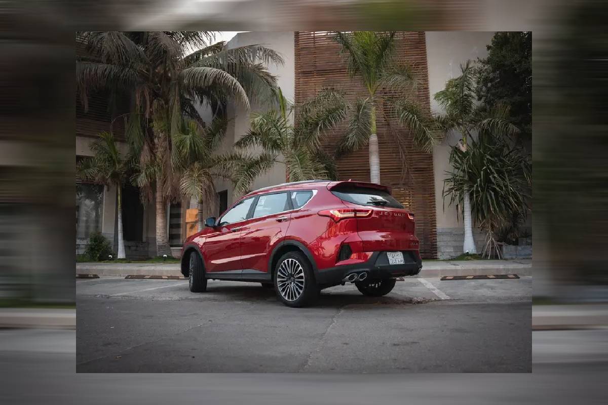 StriveME - كل ما تريد أن تعرفه عن جيتور أكس 70 2024